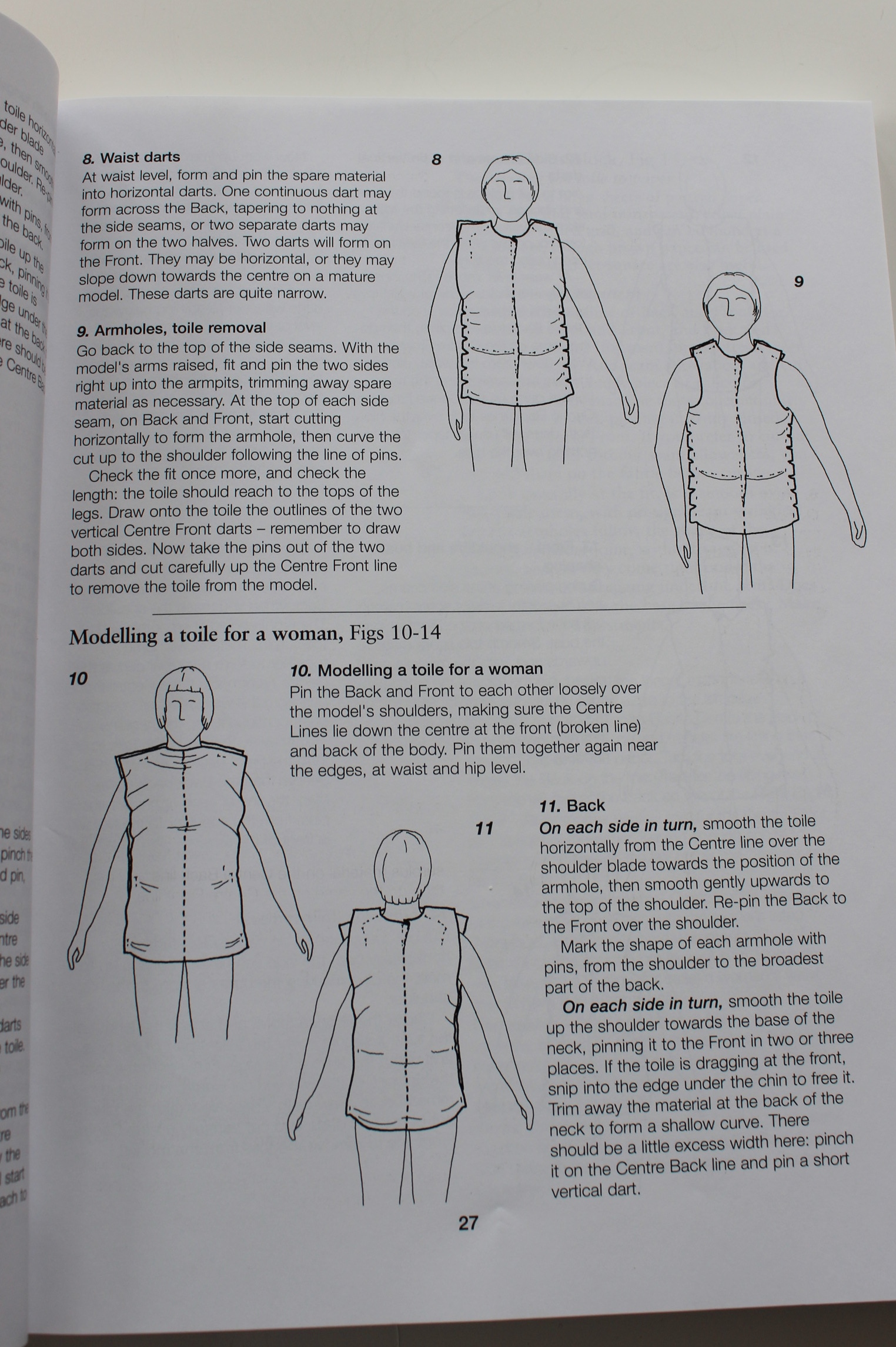 Book Review – The Medieval Tailor Assistant – Fashion Through Herstory