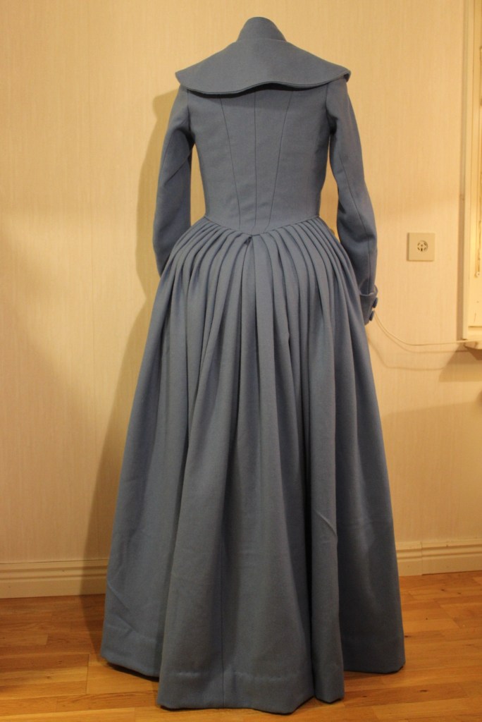A Blue 18th century Redingote (part 2) – Fashion Through Herstory