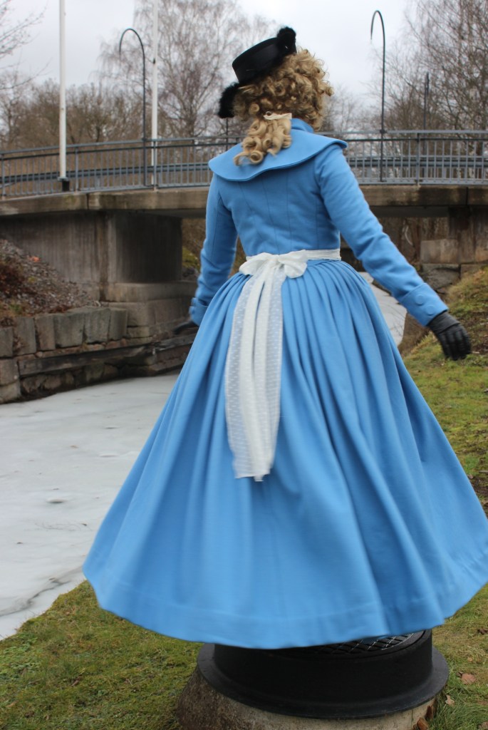 redingote – Fashion Through Herstory