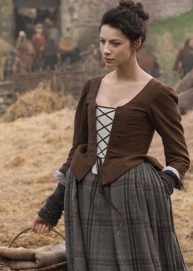 Outlander dress inspiration – Fashion Through Herstory