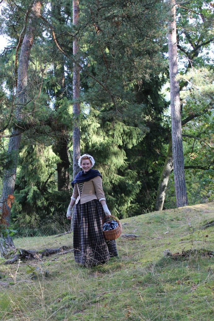 Outlander Photoshoot – Fashion Through Herstory