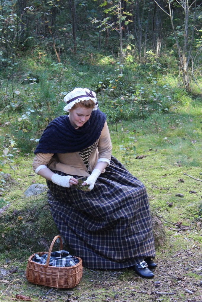 Outlander Photoshoot – Fashion Through Herstory