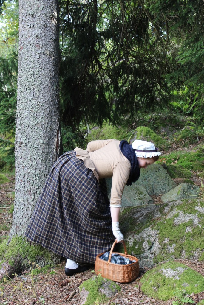 Outlander Photoshoot – Fashion Through Herstory