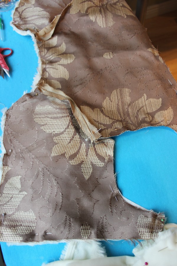 Elizabeth I – Construction Part 2 – Partlet – Fashion Through Herstory