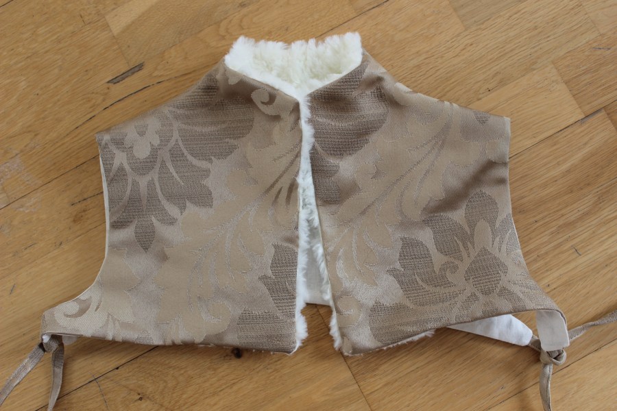 Elizabeth I – Construction Part 2 – Partlet – Fashion Through Herstory
