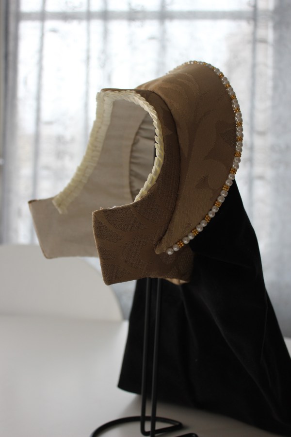 Elizabeth I – Construction part 3 – French Hood – Fashion Through Herstory
