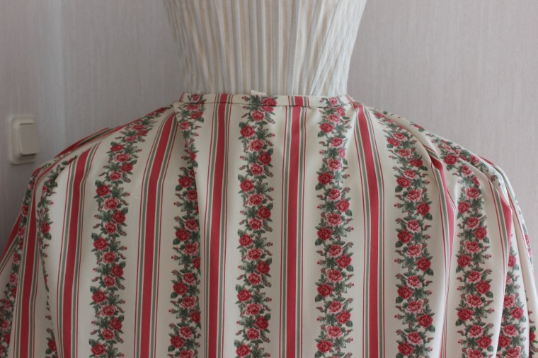 Long lasting Robe a La Francaise – Construction – Fashion Through Herstory