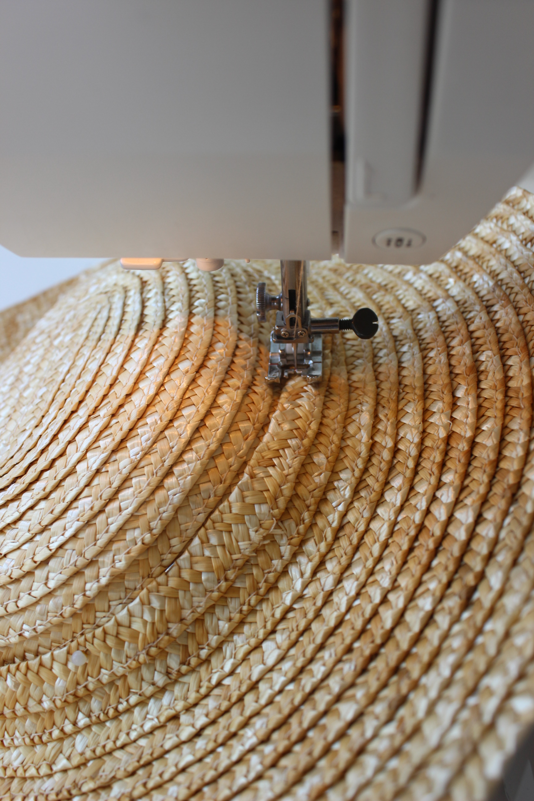 To make a Bergere (Take 2) – Fashion Through Herstory