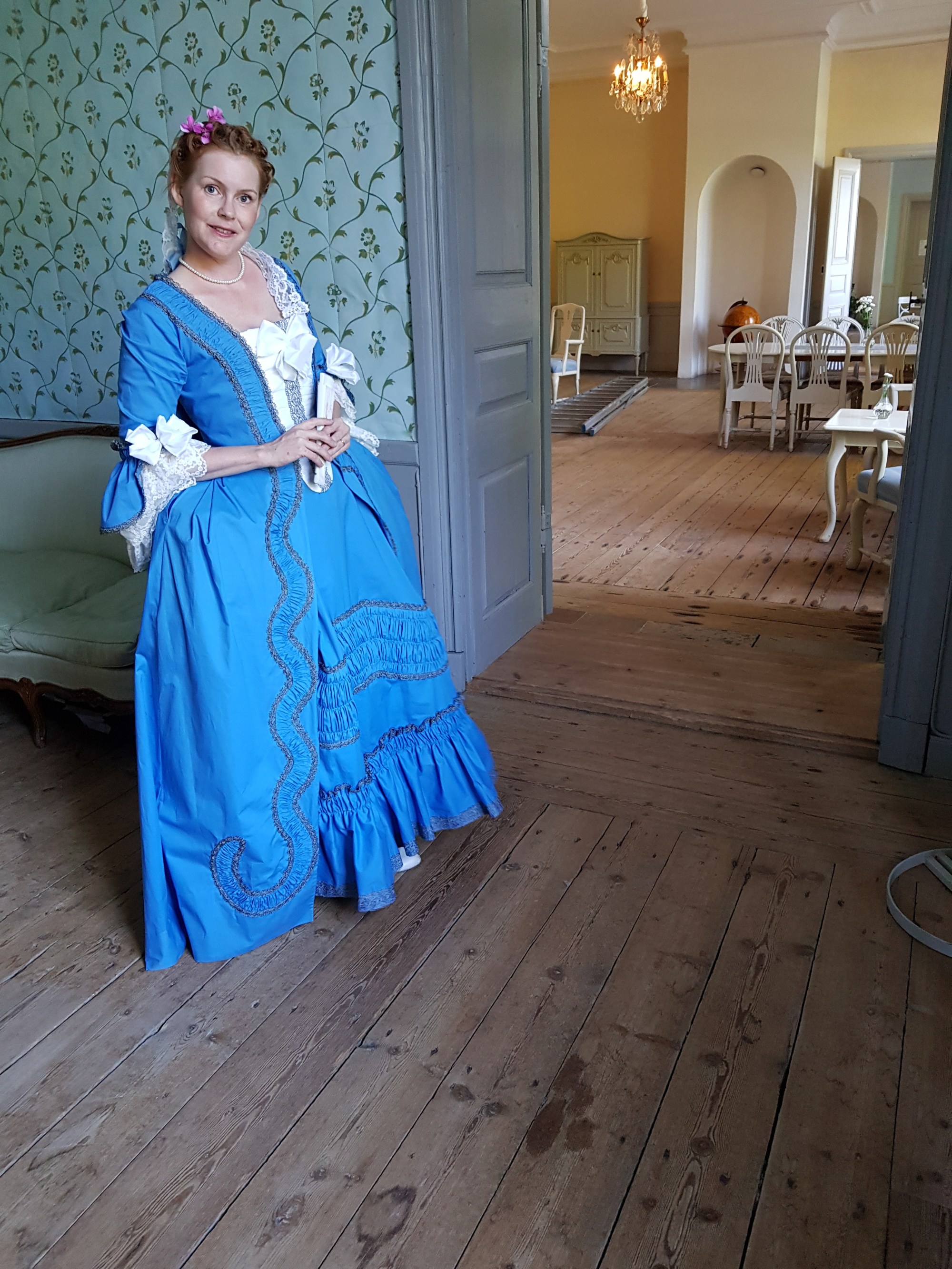 1765s Blue and Silver Robe Francaise – Fashion Through Herstory